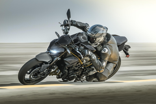 Z900 | 2026 | Kawasaki