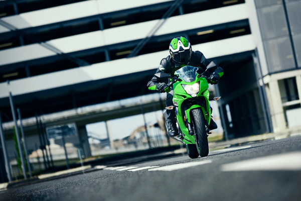 Ninja 125 | 2026 | Kawasaki